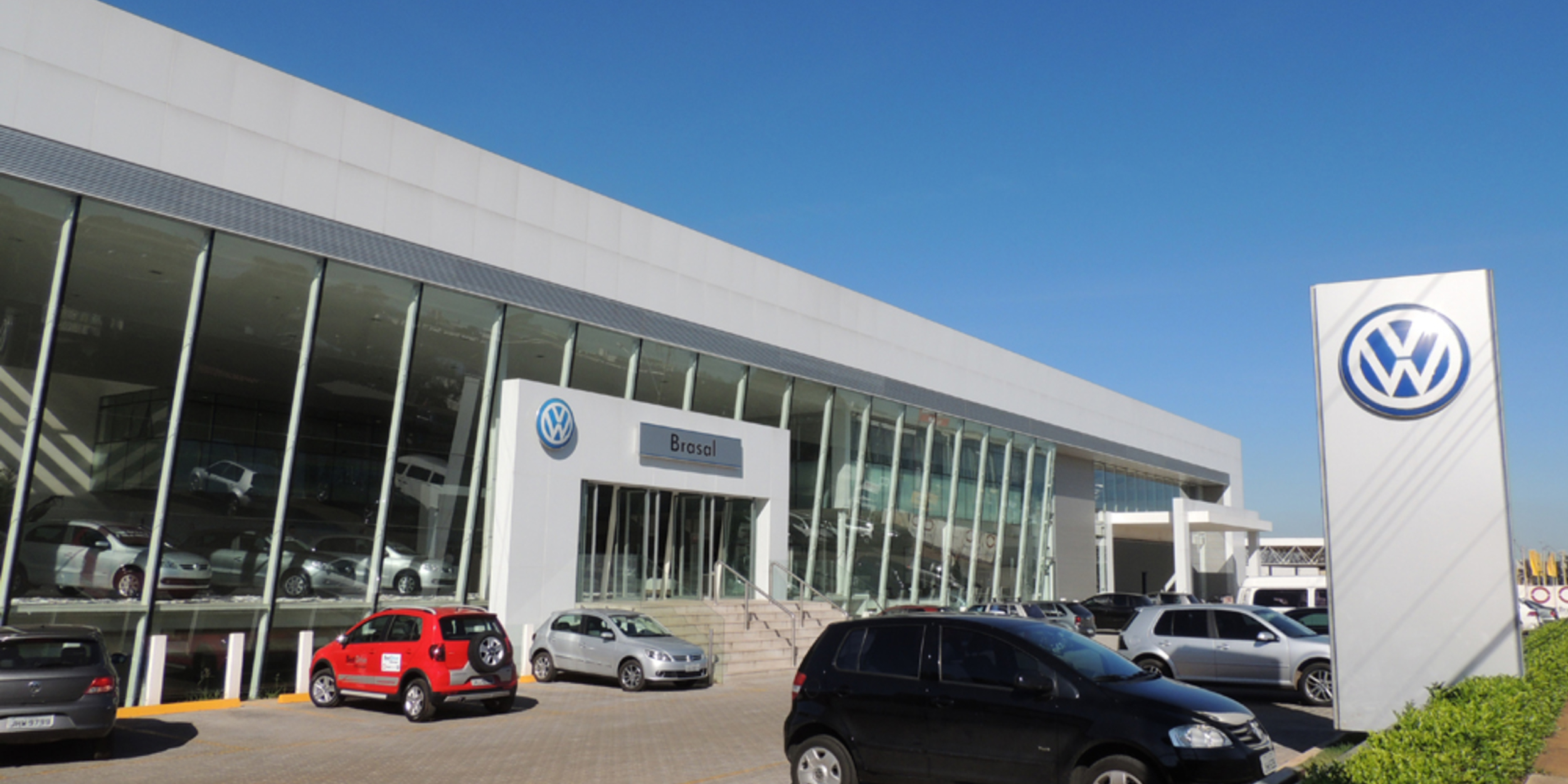 Concessionária Wolkswagen — MKZ Arquitetura